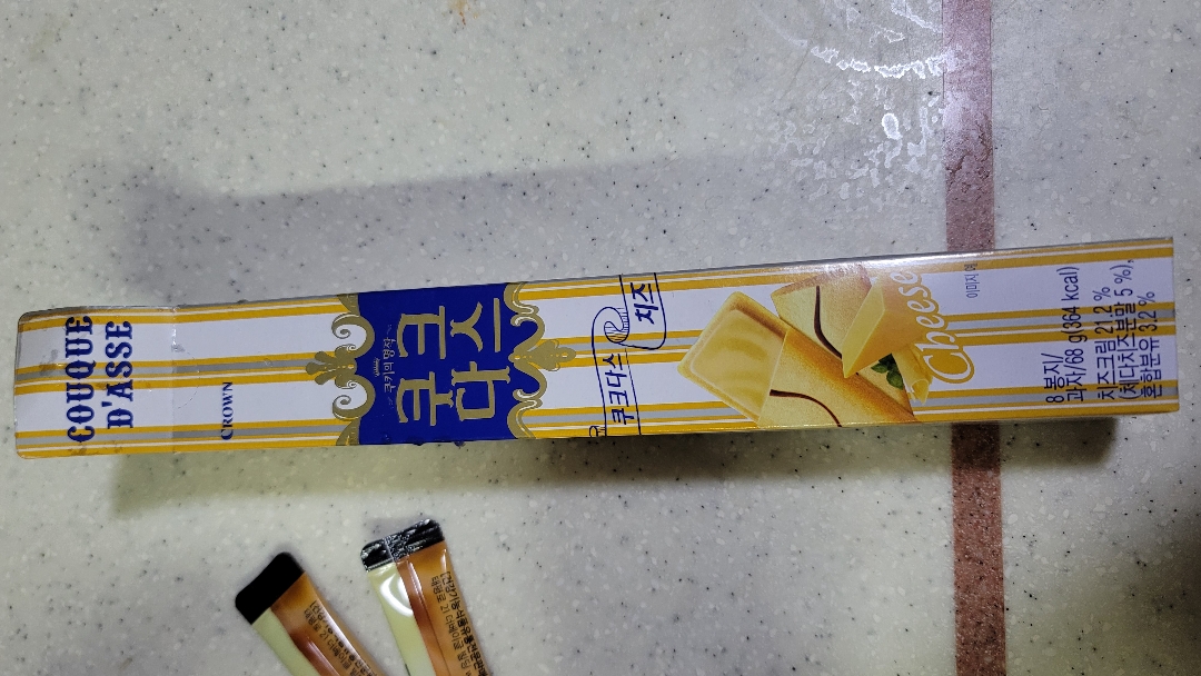 크라운제과_롱쿠크다스치즈_68G | 배민스토어