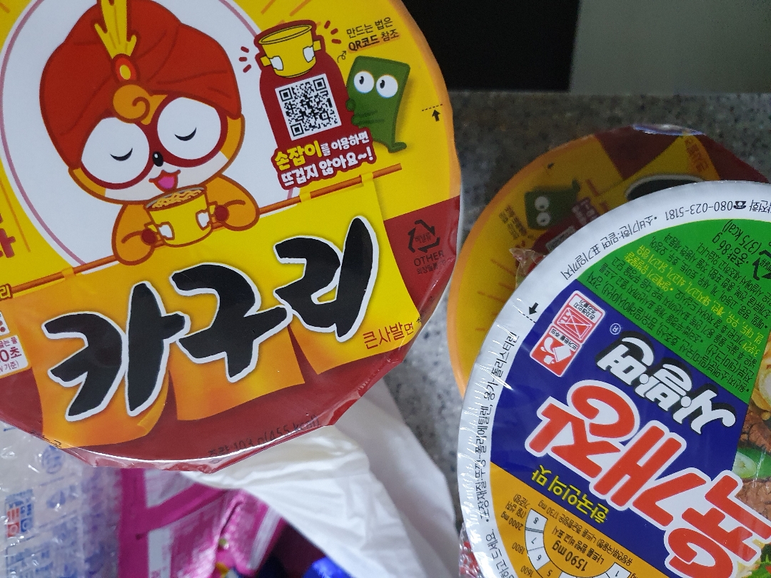 농심 육개장사발면 배민스토어