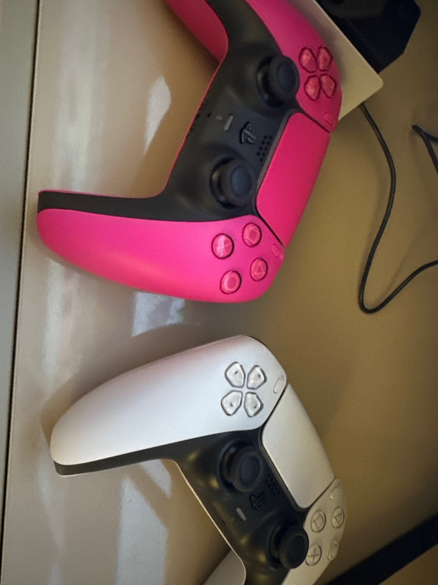 [PS5] 듀얼센스 무선 컨트롤러 (노바핑크) | 배민스토어